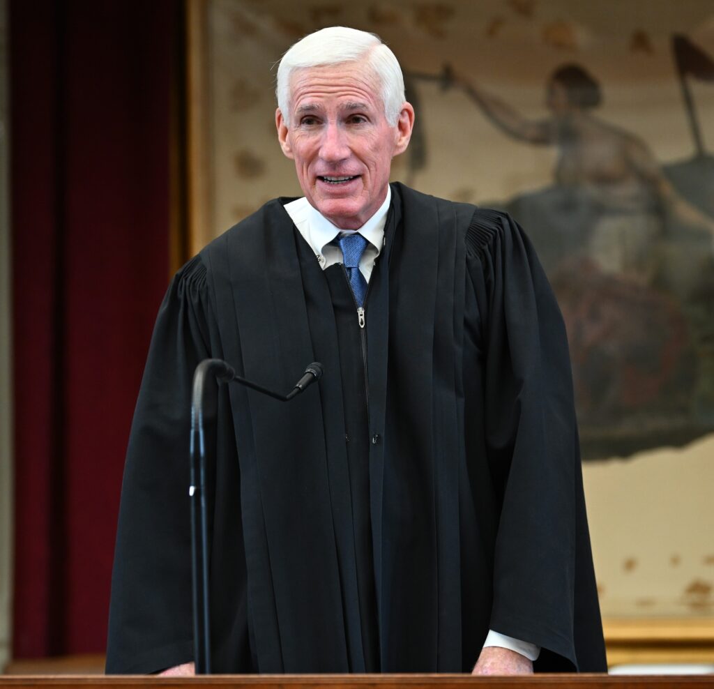 Homepage - Chief Justice Brister